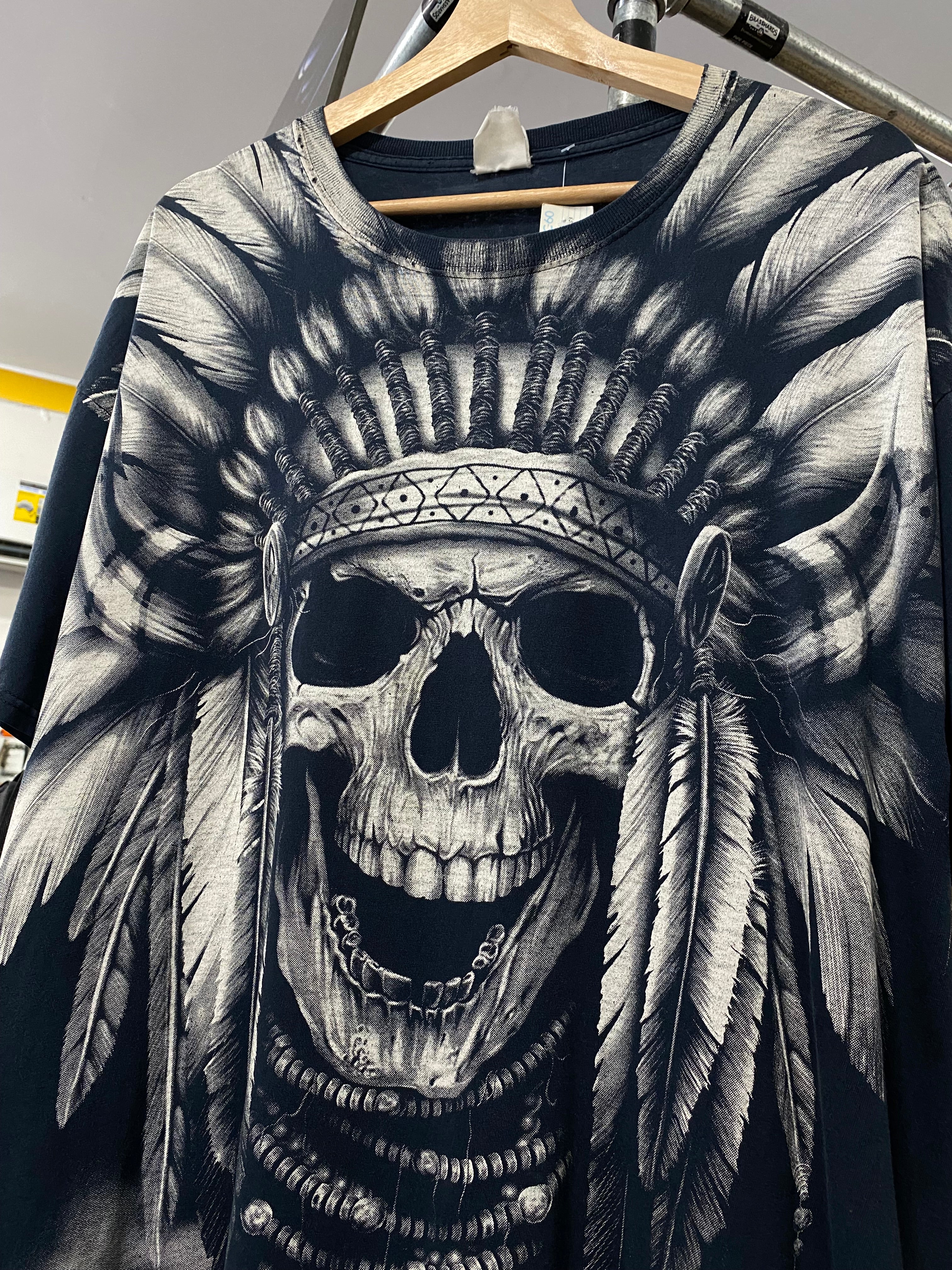 XL - Native American Skeleton Head Big Print – 2CC Vintage