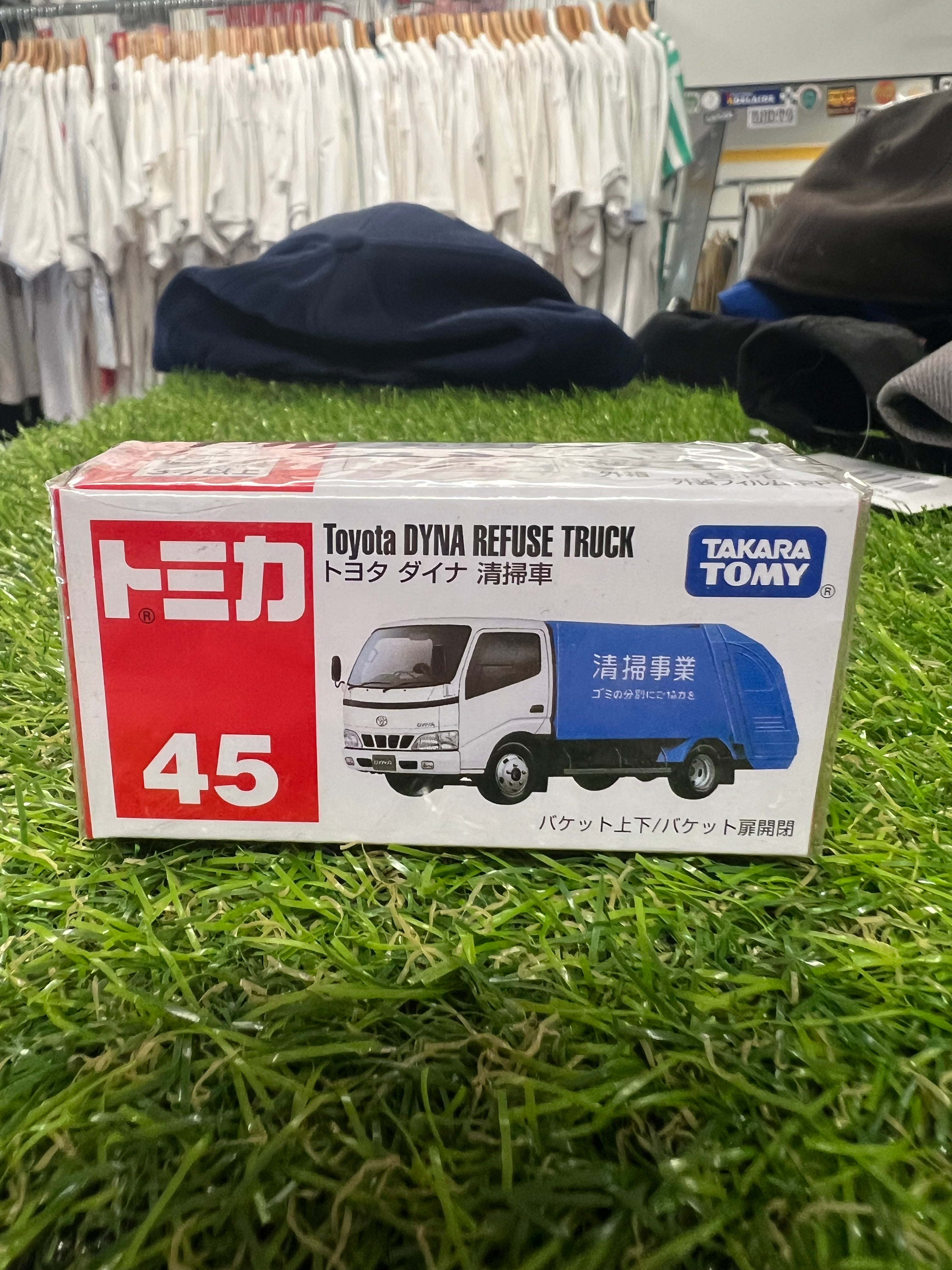 Takara Tomy #45 Toyota DYNA Refuse Truck – 2CC Vintage